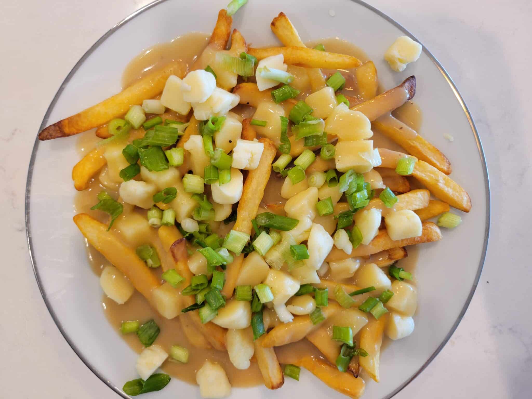 Super Simple Vegetarian Poutine Recipe to Boost a Crummy Day